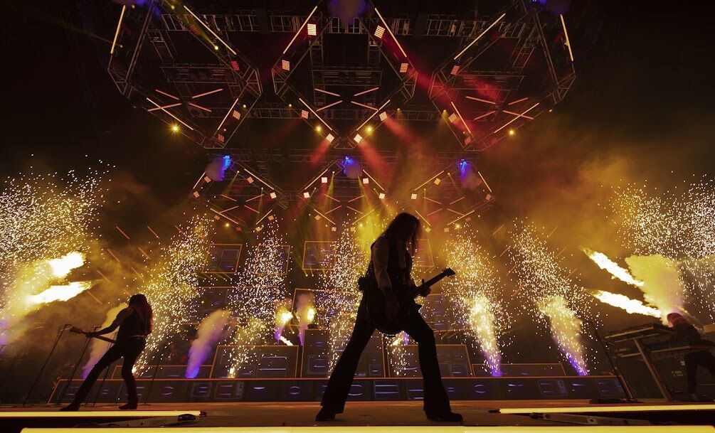 Trans-Siberian Orchestra puts heavy metal thunder into the holidays ...
